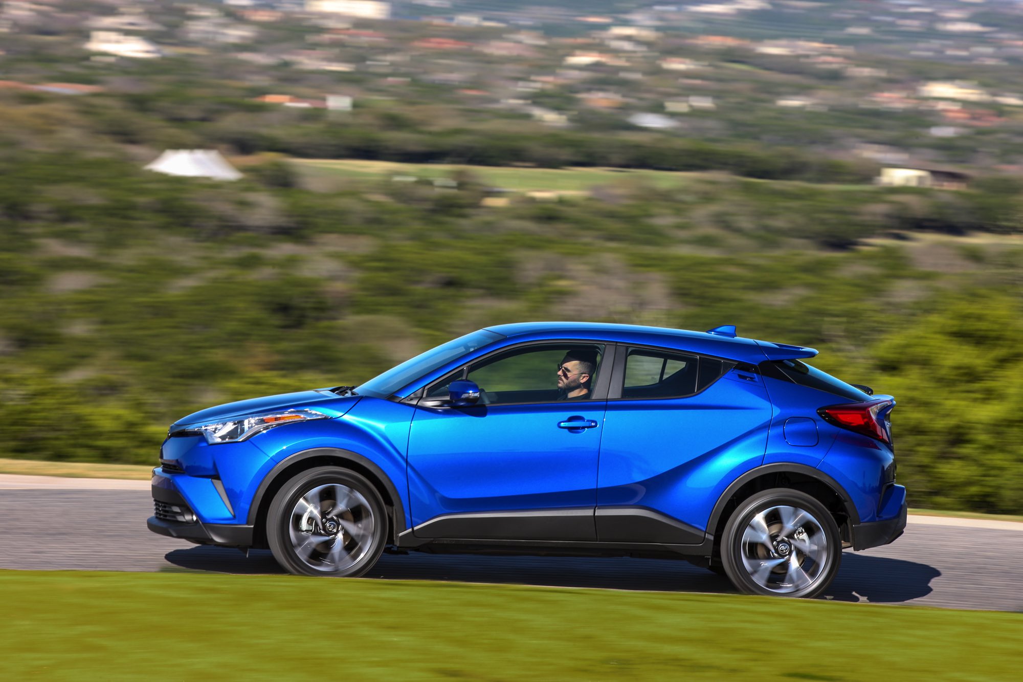 2018-Toyota-C-HR–017 | txGarage