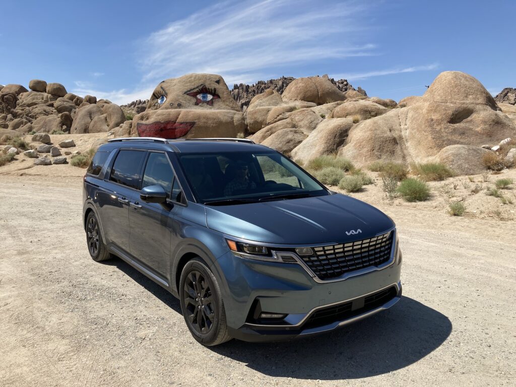 Kia’s Carnival Prestige – A CARNIVAL CRUISE | txGarage