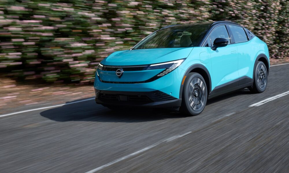 Nissan’s Compact EV – TURNING OVER AN ALL-NEW LEAF | txGarage